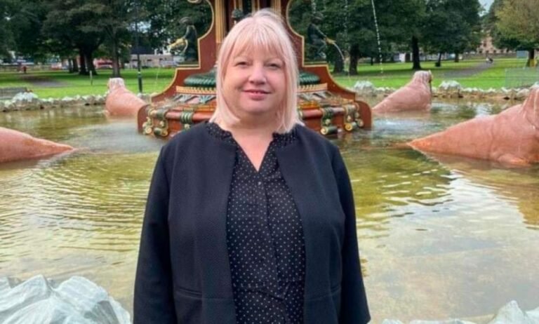 SNP councillor Jacqueline Cameron bids to replace Mhairi Black as MP