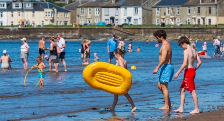 Scotland Sizzles Through Hottest Day in Three Years as Temperatures ...